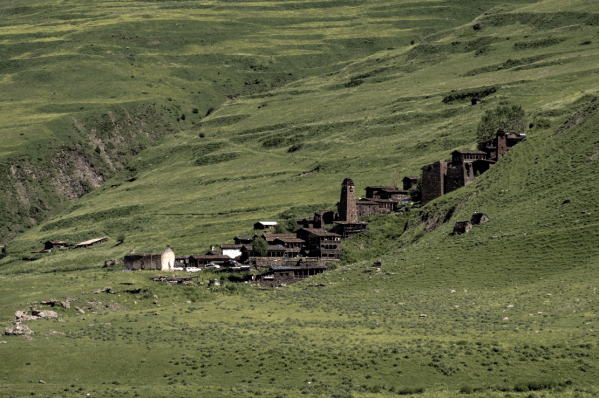 Tusheti | The Architecture of the Mountain Villages – Geographien ...